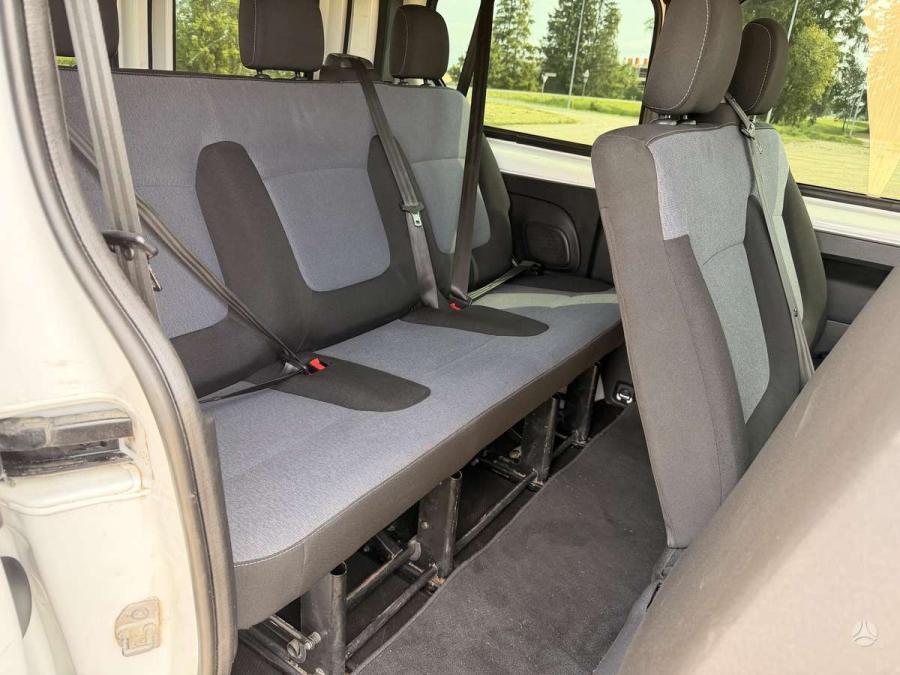 Balts Opel Vivaro 2016 Tartu, ar dzinēja tilpumu 1.60 L un nobraukumu 274 tūkst. km par 8000 €, foto 13 vietnē AUTOMOTO.COM.LV