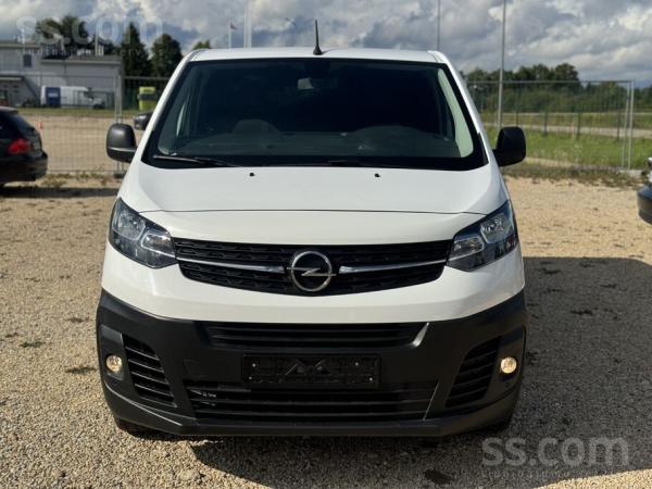 Balts Opel Vivaro 2020 Valmiera, ar dzinēja tilpumu 1.50 L un nobraukumu 236 tūkst. km par 12300 €, foto 2 vietnē AUTOMOTO.COM.LV