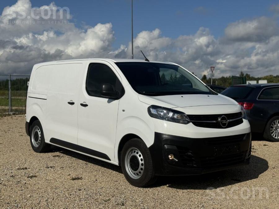Balts Opel Vivaro 2020 Valmiera, ar dzinēja tilpumu 1.50 L un nobraukumu 236 tūkst. km par 12300 €, foto 4 vietnē AUTOMOTO.COM.LV