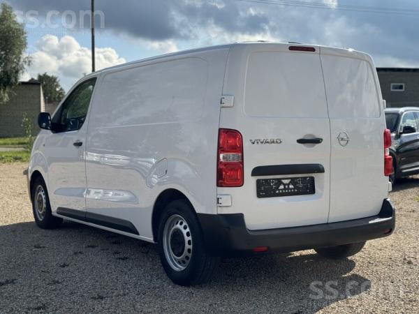 Balts Opel Vivaro 2020 Valmiera, ar dzinēja tilpumu 1.50 L un nobraukumu 236 tūkst. km par 12300 €, foto 6 vietnē AUTOMOTO.COM.LV