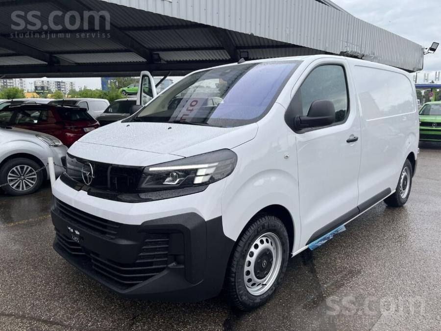 Белый Опель Виваро 2026 в Рига, объемом двигателя 1.50 л и пробегом 10 тыс. км за 30990 €, фото 1 на AUTOMOTO.COM.LV