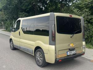 Yellow Opel Vivaro 2004 in Salcininkai, with an engine capacity of 2.50 L and mileage of 0 thousand km for 2650 €, photo 4 on AUTOMOTO.COM.LV