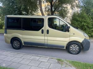 Yellow Opel Vivaro 2004 in Salcininkai, with an engine capacity of 2.50 L and mileage of 0 thousand km for 2650 €, photo 5 on AUTOMOTO.COM.LV