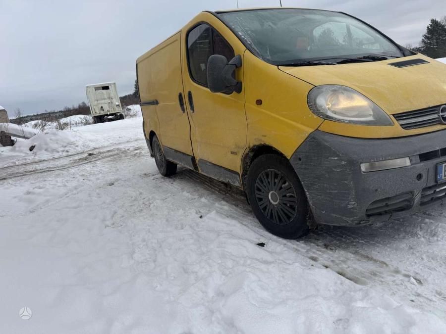 Dzeltens Opel Vivaro 2006 Viļņa, ar dzinēja tilpumu 1.90 L un nobraukumu 216 tūkst. km par 2000 €, foto 2 vietnē AUTOMOTO.COM.LV