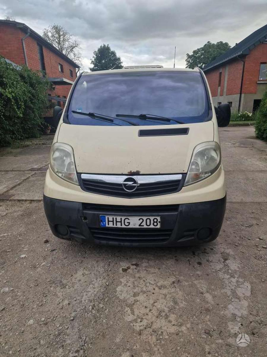 Yellow Opel Vivaro 2008 in Radviliskis, with an engine capacity of 2.00 L and mileage of 480 thousand km for 1700 €, photo 1 on AUTOMOTO.COM.LV