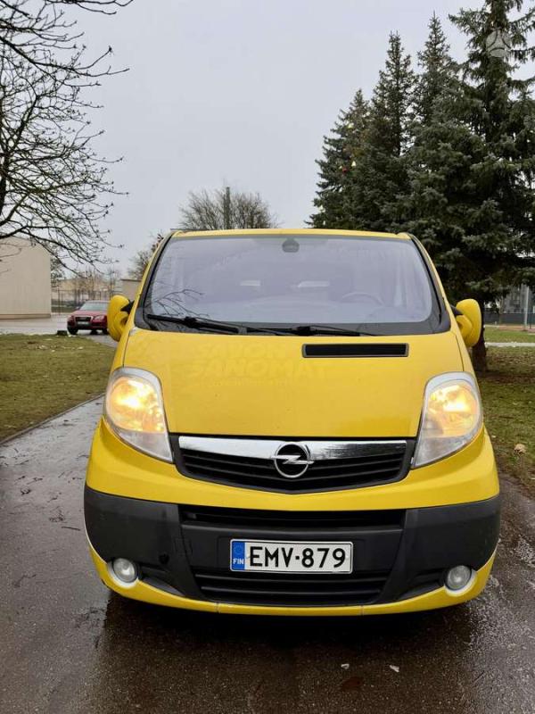 Dzeltens Opel Vivaro 2014 Kauņa, ar dzinēja tilpumu 2.00 L un nobraukumu 221 tūkst. km par 6400 €, foto 3 vietnē AUTOMOTO.COM.LV