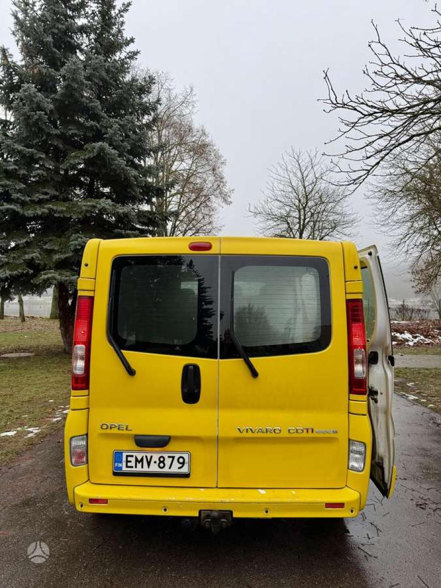 Yellow Opel Vivaro 2014 in Kaunas, with an engine capacity of 2.00 L and mileage of 221 thousand km for 6400 €, photo 4 on AUTOMOTO.COM.LV