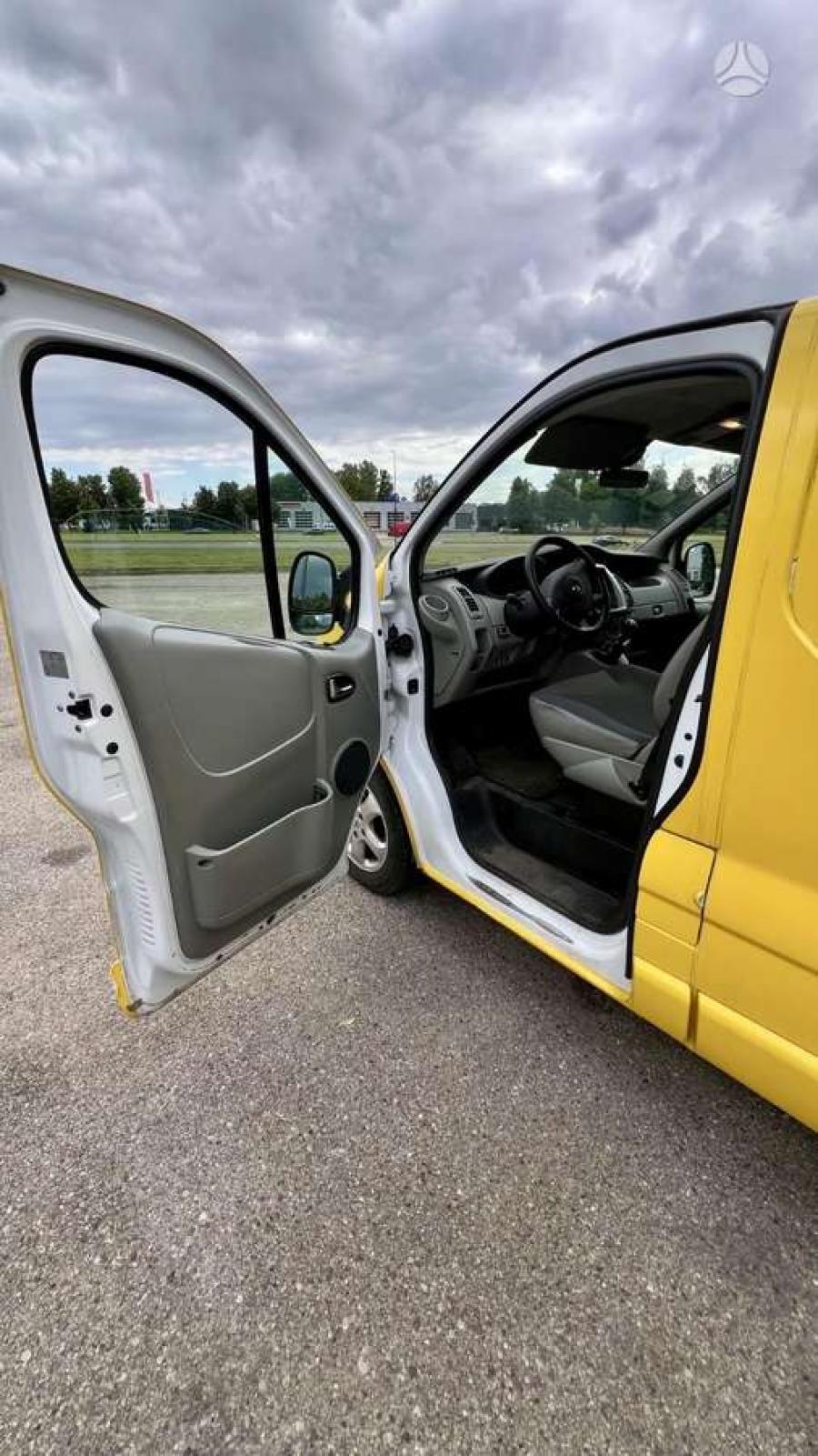 Dzeltens Opel Vivaro 2014 Kauņa, ar dzinēja tilpumu 2.00 L un nobraukumu 220 tūkst. km par 5900 €, foto 12 vietnē AUTOMOTO.COM.LV