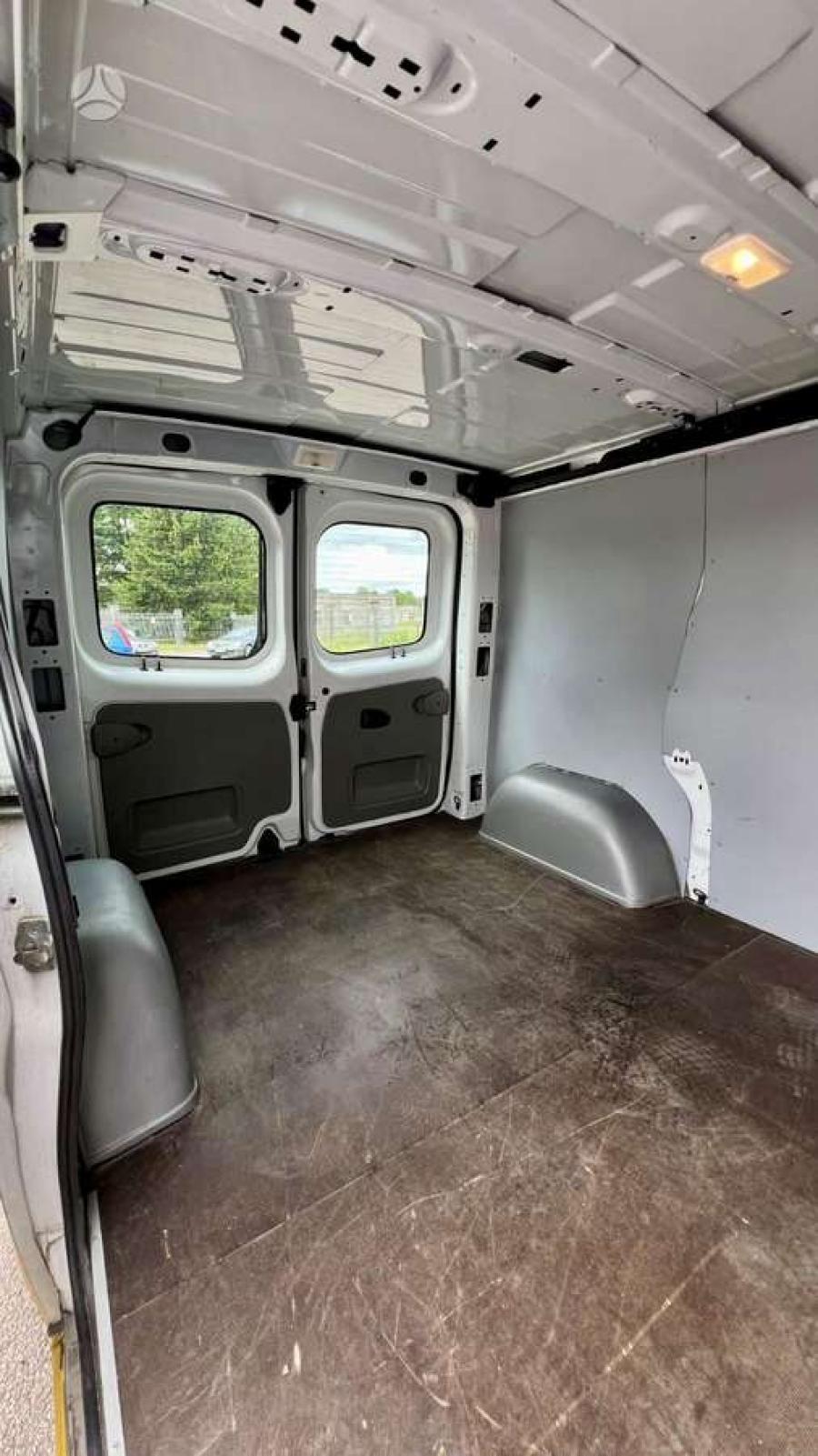 Dzeltens Opel Vivaro 2014 Kauņa, ar dzinēja tilpumu 2.00 L un nobraukumu 220 tūkst. km par 5900 €, foto 18 vietnē AUTOMOTO.COM.LV