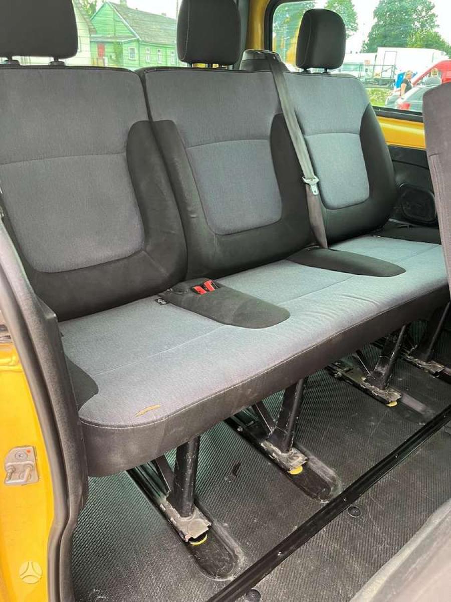 Yellow Opel Vivaro 2018 in Skaudvile, with an engine capacity of 1.60 L and mileage of 173 thousand km for 12500 €, photo 9 on AUTOMOTO.COM.LV