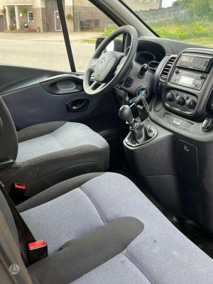 Yellow Opel Vivaro 2018 in Skaudvile, with an engine capacity of 1.60 L and mileage of 173 thousand km for 12500 €, photo 14 on AUTOMOTO.COM.LV
