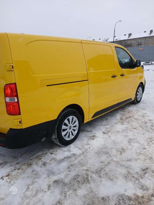 Yellow Opel Vivaro 2021 in Kaisiadorys, with an engine capacity of 2.00 L and mileage of 58 thousand km for 16200 €, photo 2 on AUTOMOTO.COM.LV