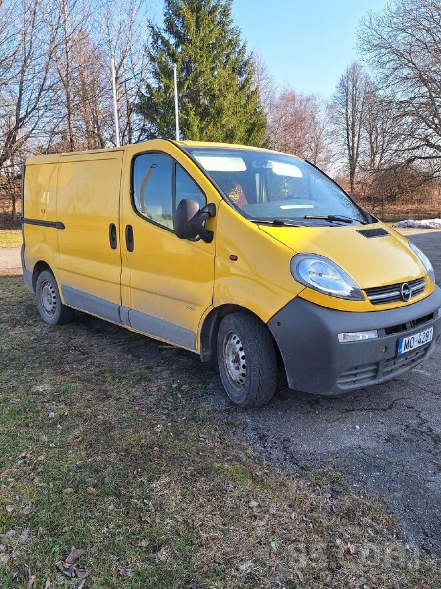 Dzeltens Opel Vivaro 2004 Kuldīga, ar dzinēja tilpumu 1.90 L un nobraukumu 220 tūkst. km par 3000 €, foto 3 vietnē AUTOMOTO.COM.LV