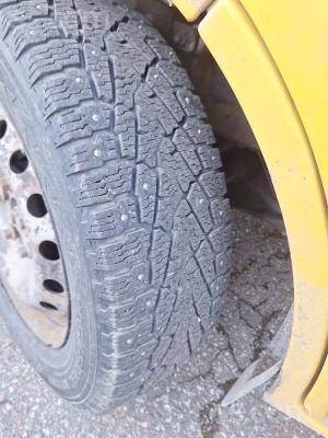 Dzeltens Opel Vivaro 2004 Kuldīga, ar dzinēja tilpumu 1.90 L un nobraukumu 220 tūkst. km par 3000 €, foto 5 vietnē AUTOMOTO.COM.LV