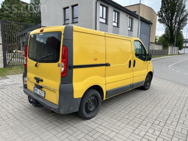 Dzeltens Opel Vivaro 2004 Liepāja, ar dzinēja tilpumu 1.90 L un nobraukumu 235 tūkst. km par 3450 €, foto 2 vietnē AUTOMOTO.COM.LV