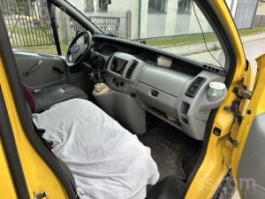 Yellow Opel Vivaro 2004 in Liepaja, with an engine capacity of 1.90 L and mileage of 235 thousand km for 3450 €, photo 6 on AUTOMOTO.COM.LV