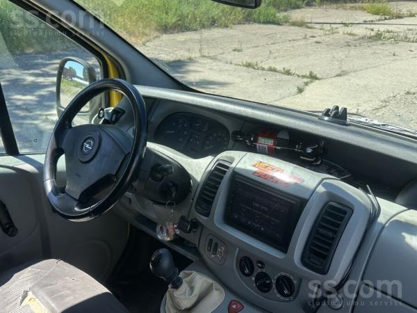 Желтый Опель Виваро 2004 в Лиепая, объемом двигателя 1.90 л и пробегом 224 тыс. км за 2950 €, фото 8 на AUTOMOTO.COM.LV
