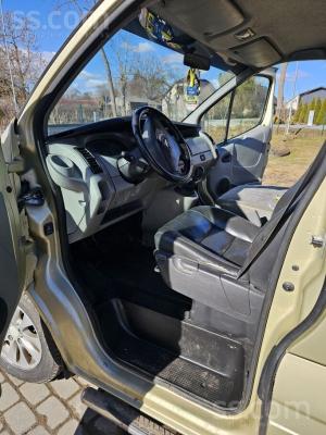 Dzeltens Opel Vivaro 2005 Aizkraukle, ar dzinēja tilpumu 1.90 L un nobraukumu 612 tūkst. km par 3200 €, foto 4 vietnē AUTOMOTO.COM.LV