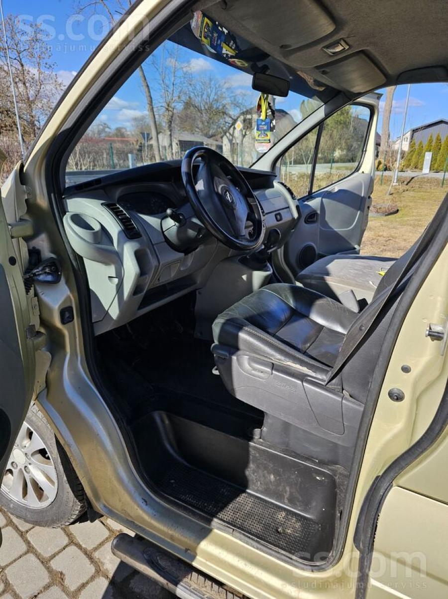 Dzeltens Opel Vivaro 2005 Aizkraukle, ar dzinēja tilpumu 1.90 L un nobraukumu 612 tūkst. km par 3200 €, foto 4 vietnē AUTOMOTO.COM.LV