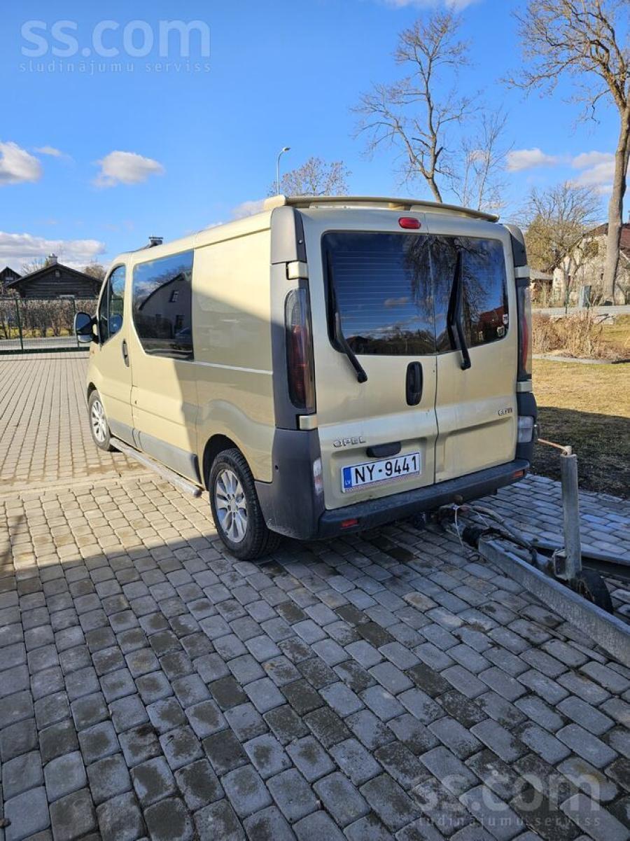 Dzeltens Opel Vivaro 2005 Aizkraukle, ar dzinēja tilpumu 1.90 L un nobraukumu 612 tūkst. km par 3200 €, foto 7 vietnē AUTOMOTO.COM.LV