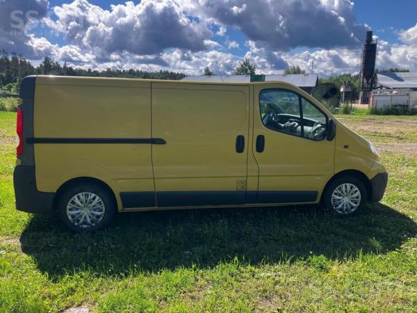 Dzeltens Opel Vivaro 2007 Ogre, ar dzinēja tilpumu 2.00 L un nobraukumu 267 tūkst. km par 5445 €, foto 6 vietnē AUTOMOTO.COM.LV
