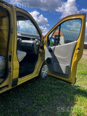 Dzeltens Opel Vivaro 2007 Ogre, ar dzinēja tilpumu 2.00 L un nobraukumu 267 tūkst. km par 5445 €, foto 9 vietnē AUTOMOTO.COM.LV