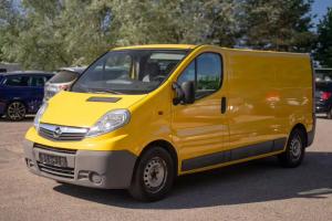 Yellow Opel Vivaro 2010 in Liepaja, with an engine capacity of 2.50 L and mileage of 225 thousand km for 6400 €, photo  on AUTOMOTO.COM.LV