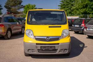 Yellow Opel Vivaro 2010 in Liepaja, with an engine capacity of 2.50 L and mileage of 225 thousand km for 6400 €, photo 7 on AUTOMOTO.COM.LV