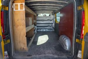 Yellow Opel Vivaro 2010 in Liepaja, with an engine capacity of 2.50 L and mileage of 225 thousand km for 6400 €, photo 11 on AUTOMOTO.COM.LV