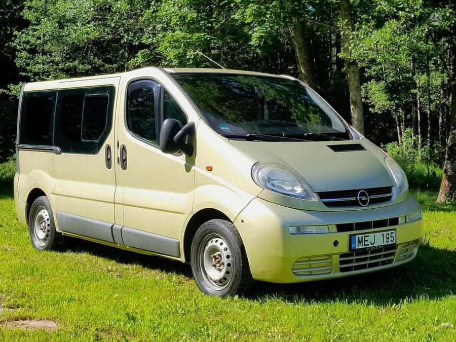 Yellow Opel Vivaro 2007 in Zarasai, with an engine capacity of 1.87 L and mileage of 336 thousand km for 5200 €, photo 1 on AUTOMOTO.COM.LV