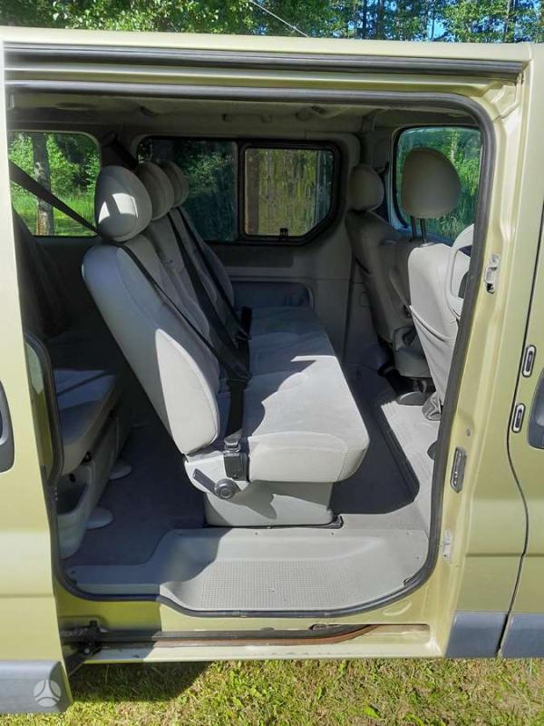 Yellow Opel Vivaro 2007 in Zarasai, with an engine capacity of 1.87 L and mileage of 336 thousand km for 5200 €, photo 7 on AUTOMOTO.COM.LV