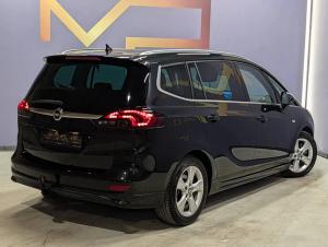 Black Opel Zafira 2013 in Jurmala, with an engine capacity of 1.60 L and mileage of 232 thousand km for 6950 €, photo 5 on AUTOMOTO.COM.LV