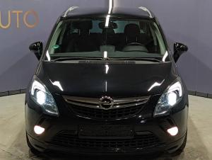 Black Opel Zafira 2013 in Jurmala, with an engine capacity of 1.60 L and mileage of 232 thousand km for 6950 €, photo 11 on AUTOMOTO.COM.LV