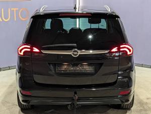 Black Opel Zafira 2013 in Jurmala, with an engine capacity of 1.60 L and mileage of 232 thousand km for 6950 €, photo 12 on AUTOMOTO.COM.LV