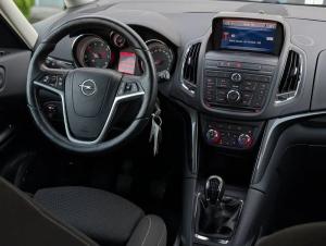 Black Opel Zafira 2013 in Jurmala, with an engine capacity of 1.60 L and mileage of 232 thousand km for 6950 €, photo 21 on AUTOMOTO.COM.LV