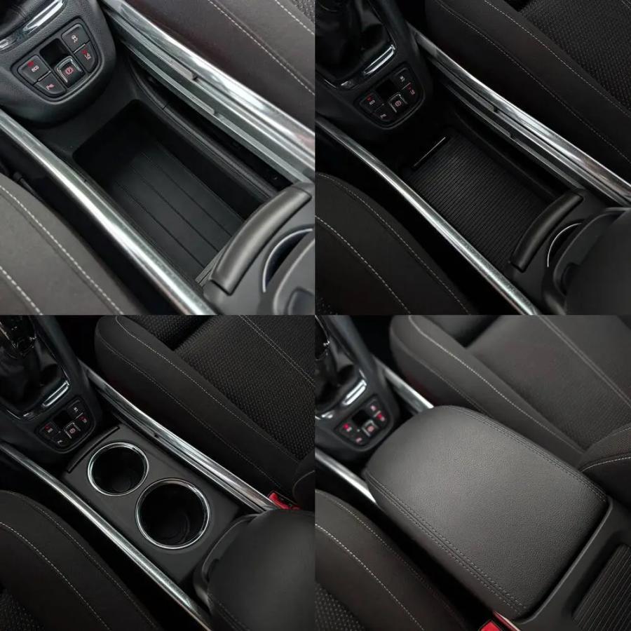 Black Opel Zafira 2013 in Jurmala, with an engine capacity of 1.60 L and mileage of 232 thousand km for 6950 €, photo 31 on AUTOMOTO.COM.LV