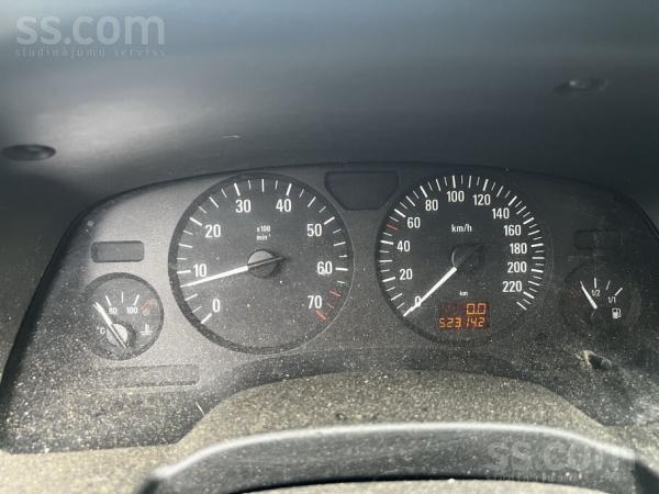 Черный Опель Зафира 2004 в Тукумс, объемом двигателя 1.60 л и пробегом 523 тыс. км за 500 €, фото 9 на AUTOMOTO.COM.LV