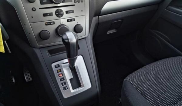 Melns Opel Zafira 2008 Rīga, ar dzinēja tilpumu 1.90 L un nobraukumu 356 tūkst. km par 3700 €, foto 3 vietnē AUTOMOTO.COM.LV