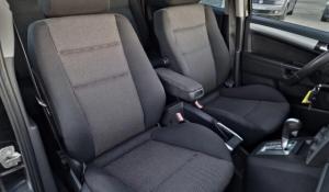 Black Opel Zafira 2008 in Riga, with an engine capacity of 1.90 L and mileage of 356 thousand km for 3700 €, photo 12 on AUTOMOTO.COM.LV