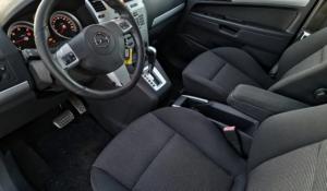 Black Opel Zafira 2008 in Riga, with an engine capacity of 1.90 L and mileage of 356 thousand km for 3700 €, photo 20 on AUTOMOTO.COM.LV