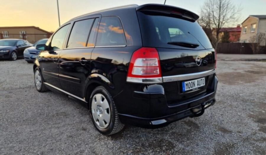 Black Opel Zafira 2008 in Riga, with an engine capacity of 1.90 L and mileage of 356 thousand km for 3700 €, photo 22 on AUTOMOTO.COM.LV