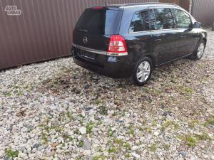 Melns Opel Zafira 2011 Kauņa, ar dzinēja tilpumu 1.90 L un nobraukumu 197 tūkst. km par 2000 €, foto 3 vietnē AUTOMOTO.COM.LV
