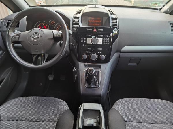 Melns Opel Zafira 2011 Kauņa, ar dzinēja tilpumu 1.90 L un nobraukumu 197 tūkst. km par 2000 €, foto 5 vietnē AUTOMOTO.COM.LV