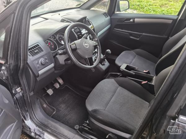 Melns Opel Zafira 2011 Kauņa, ar dzinēja tilpumu 1.90 L un nobraukumu 197 tūkst. km par 2000 €, foto 10 vietnē AUTOMOTO.COM.LV