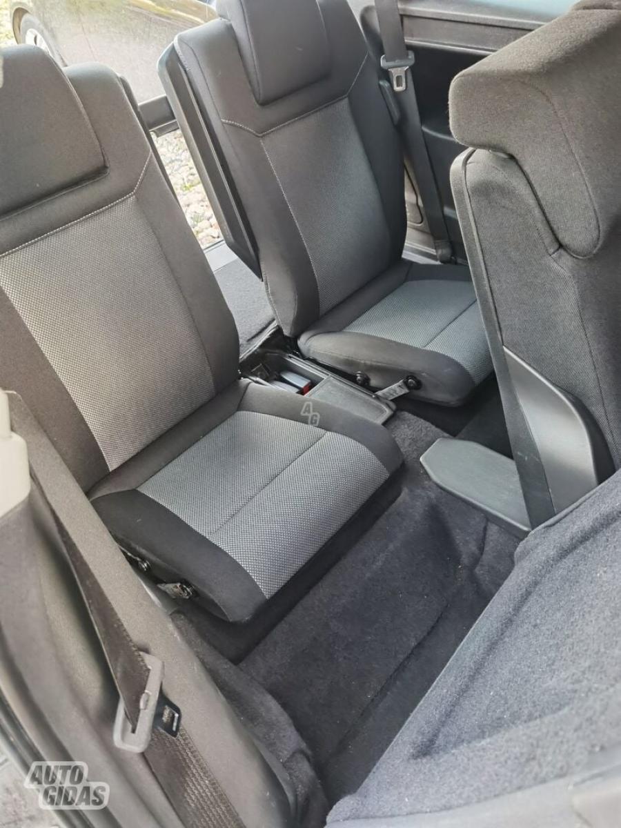 Melns Opel Zafira 2011 Kauņa, ar dzinēja tilpumu 1.90 L un nobraukumu 197 tūkst. km par 2000 €, foto 12 vietnē AUTOMOTO.COM.LV