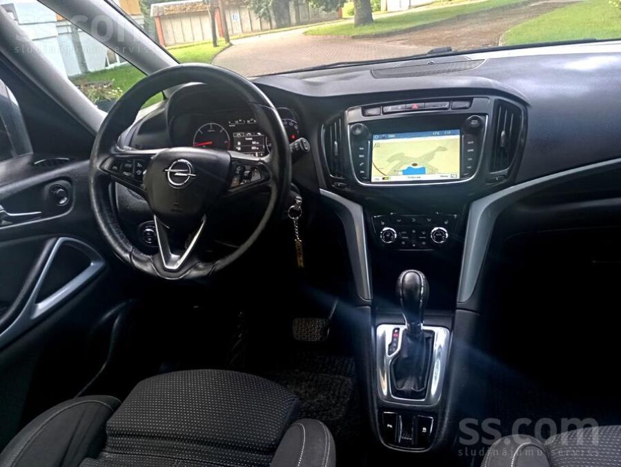 Melns Opel Zafira 2016 Liepāja, ar dzinēja tilpumu 2.00 L un nobraukumu 312 tūkst. km par 7950 €, foto 7 vietnē AUTOMOTO.COM.LV
