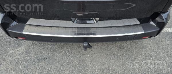 Black Opel Zafira 2025 in Riga, with an engine capacity of 2.00 L and mileage of 10 thousand km for 47593 €, photo 6 on AUTOMOTO.COM.LV