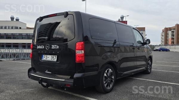 Black Opel Zafira 2025 in Riga, with an engine capacity of 2.00 L and mileage of 10 thousand km for 47593 €, photo 7 on AUTOMOTO.COM.LV