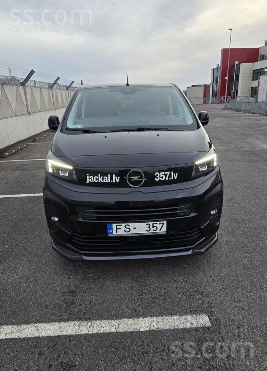 Melns Opel Zafira 2025 Rīga, ar dzinēja tilpumu 2.00 L un nobraukumu 10 tūkst. km par 47593 €, foto 12 vietnē AUTOMOTO.COM.LV