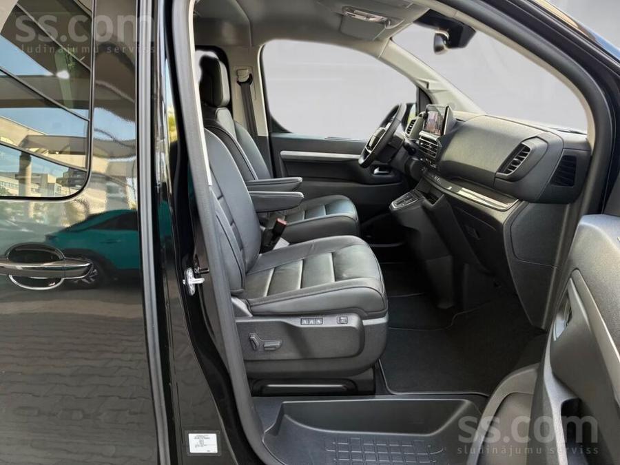 Melns Opel Zafira 2025 Rīga, ar dzinēja tilpumu 2.00 L un nobraukumu 10 tūkst. km par 47593 €, foto 23 vietnē AUTOMOTO.COM.LV